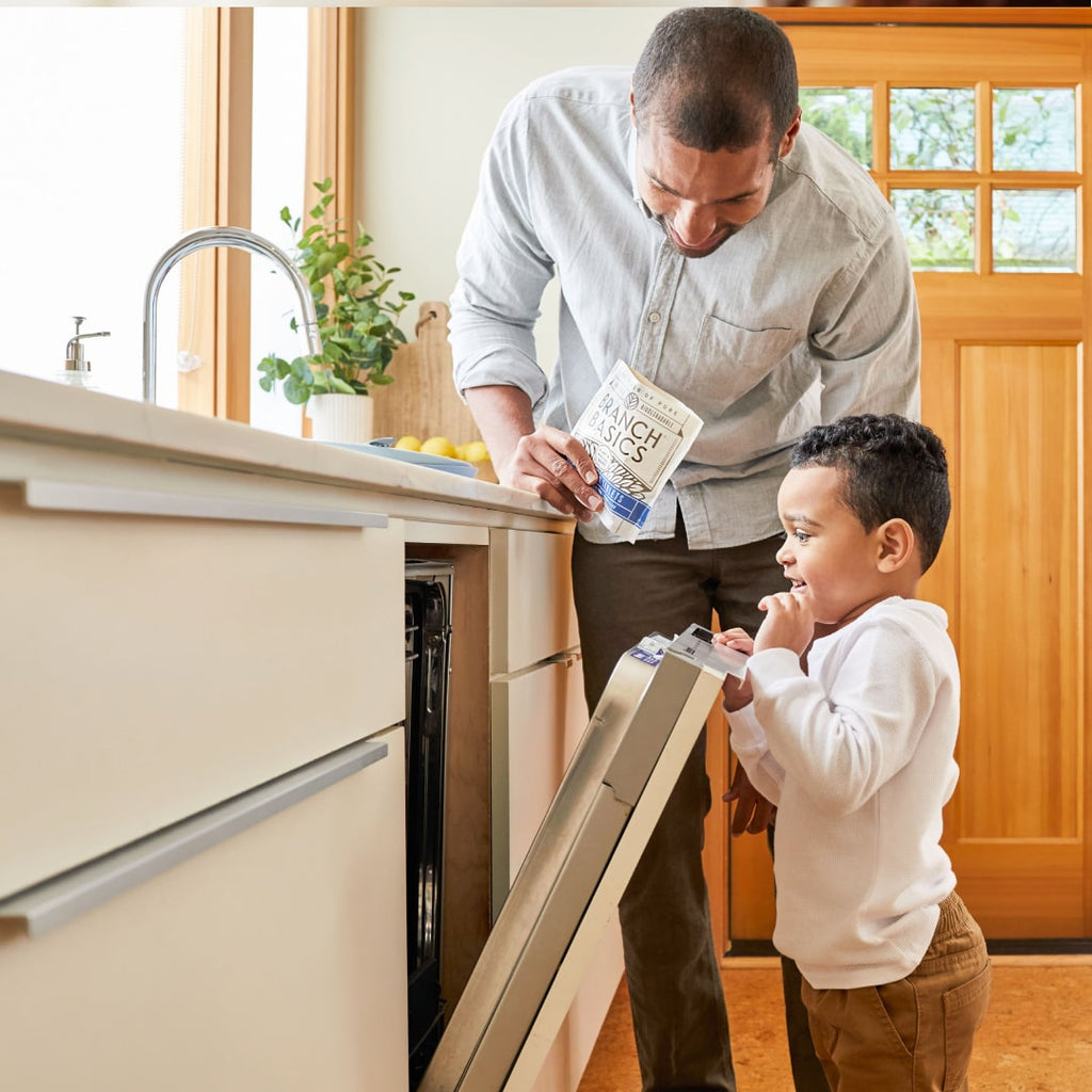 Protease in Cleaning Products: Benefits & Uses