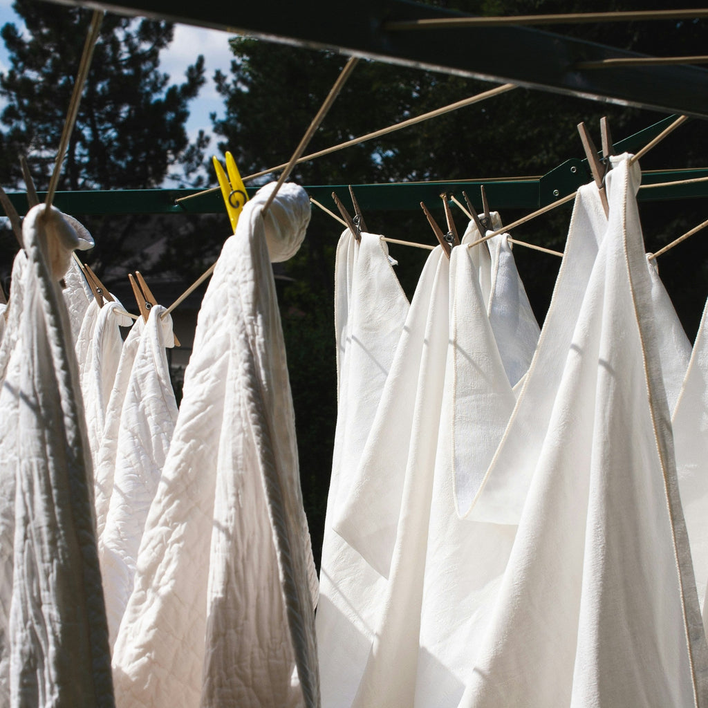 What are Optical Brighteners in Laundry Detergent?